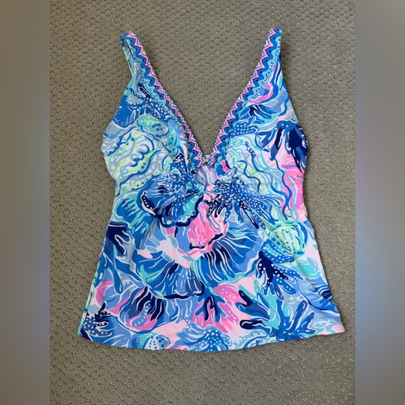 Lilly Pulitzer | Swim | Lilly Pulitzer Blue And Pink Tankini Top 8 ...